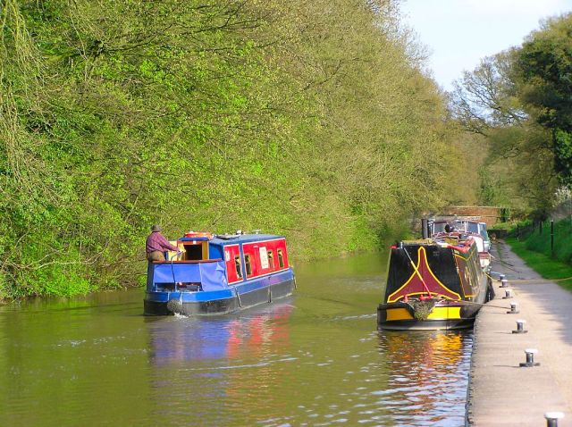 Narrowboats – Preindustrial Craftsmanship