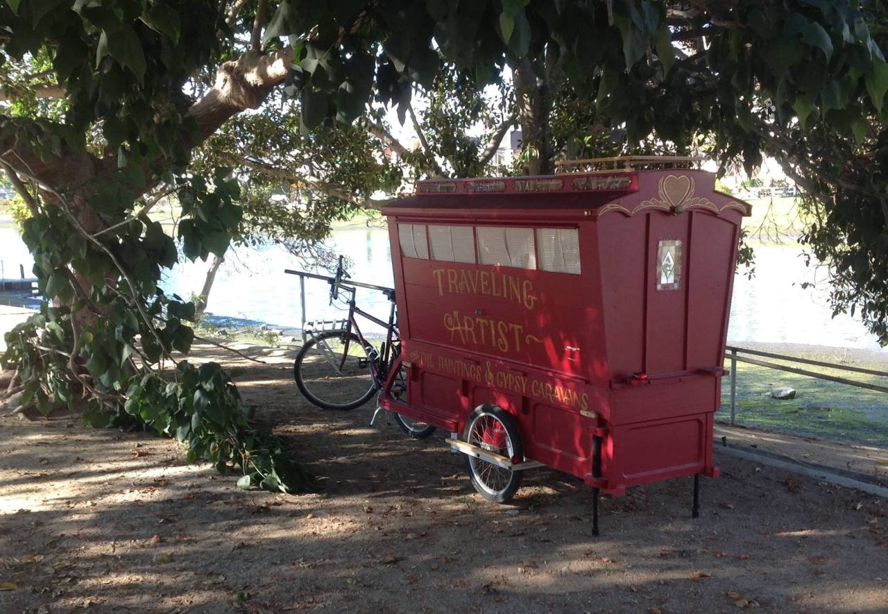 Bicycle Powered Micro Vardo – Preindustrial Craftsmanship