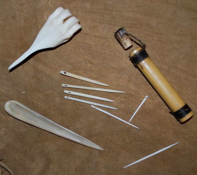 Bone Sewing Needles (a brief history of…) – Preindustrial Craftsmanship