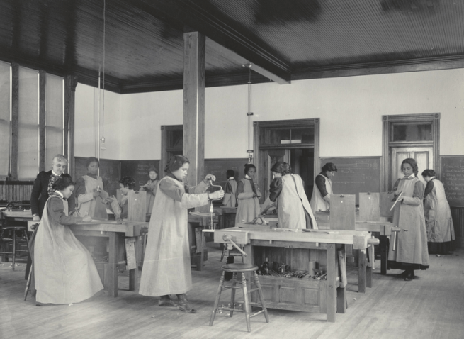 workbench – Preindustrial Craftsmanship