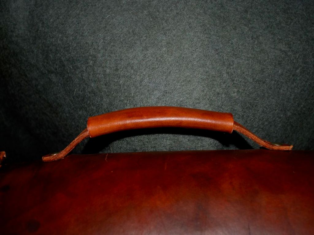 Leather Knapsack Prototype – Preindustrial Craftsmanship