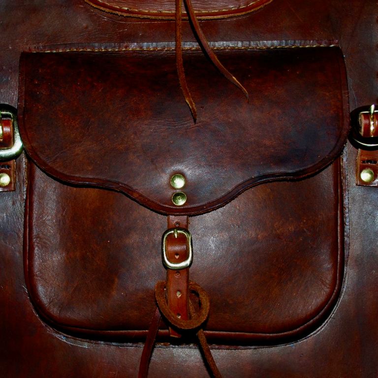 Leather Knapsack Prototype – Preindustrial Craftsmanship