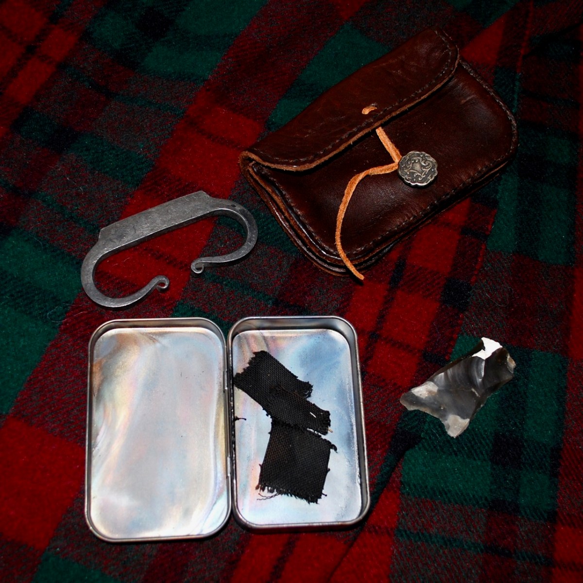 Fire Kits Again – Preindustrial Craftsmanship